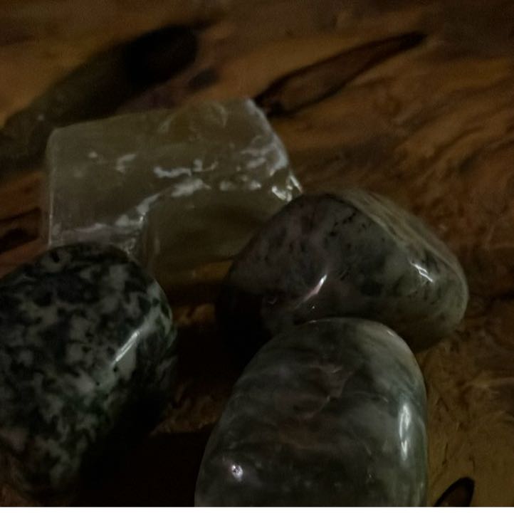 Crystal tumble as shown