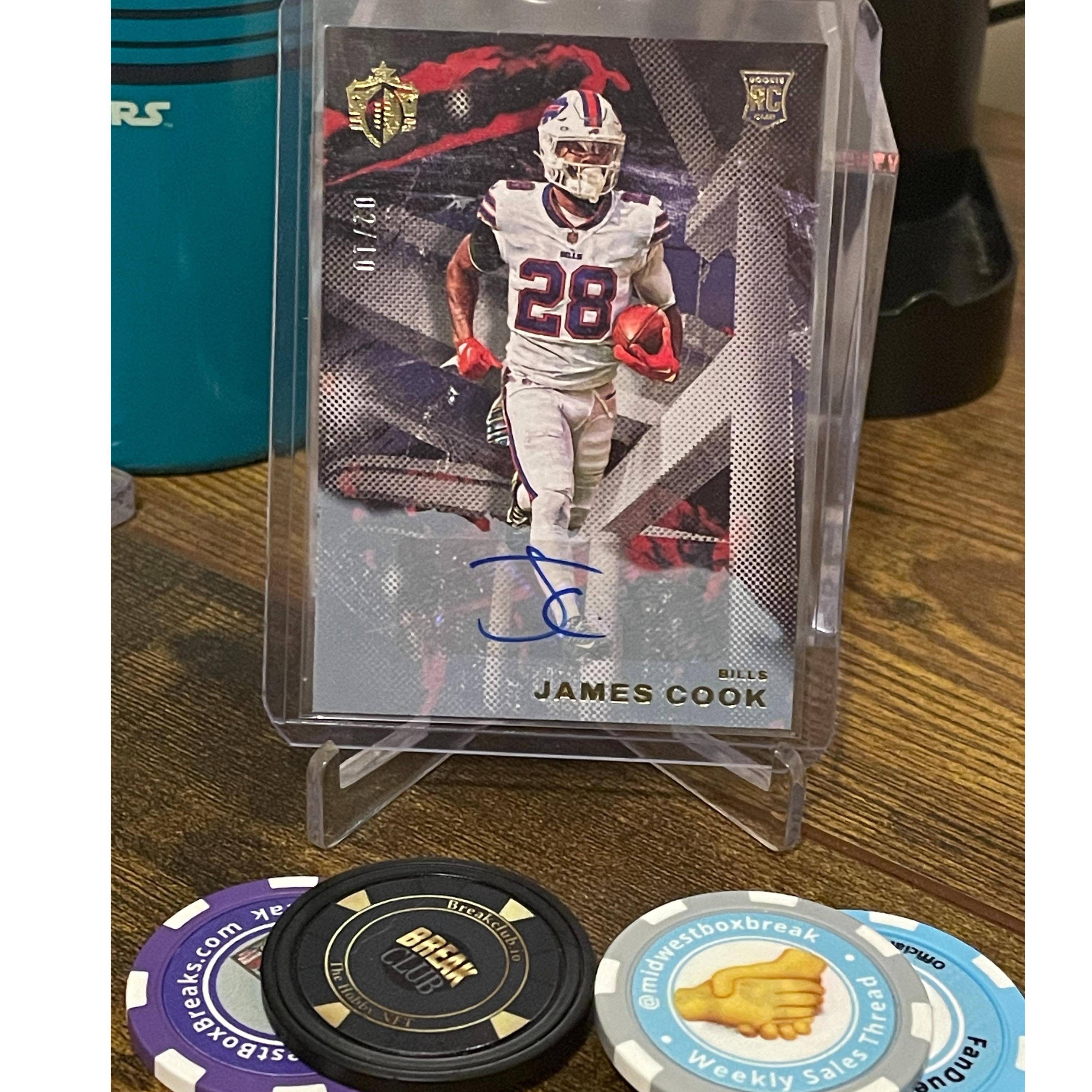 2022 Chronicles Gridiron Kings James Cook RC Gold Foil Auto /10