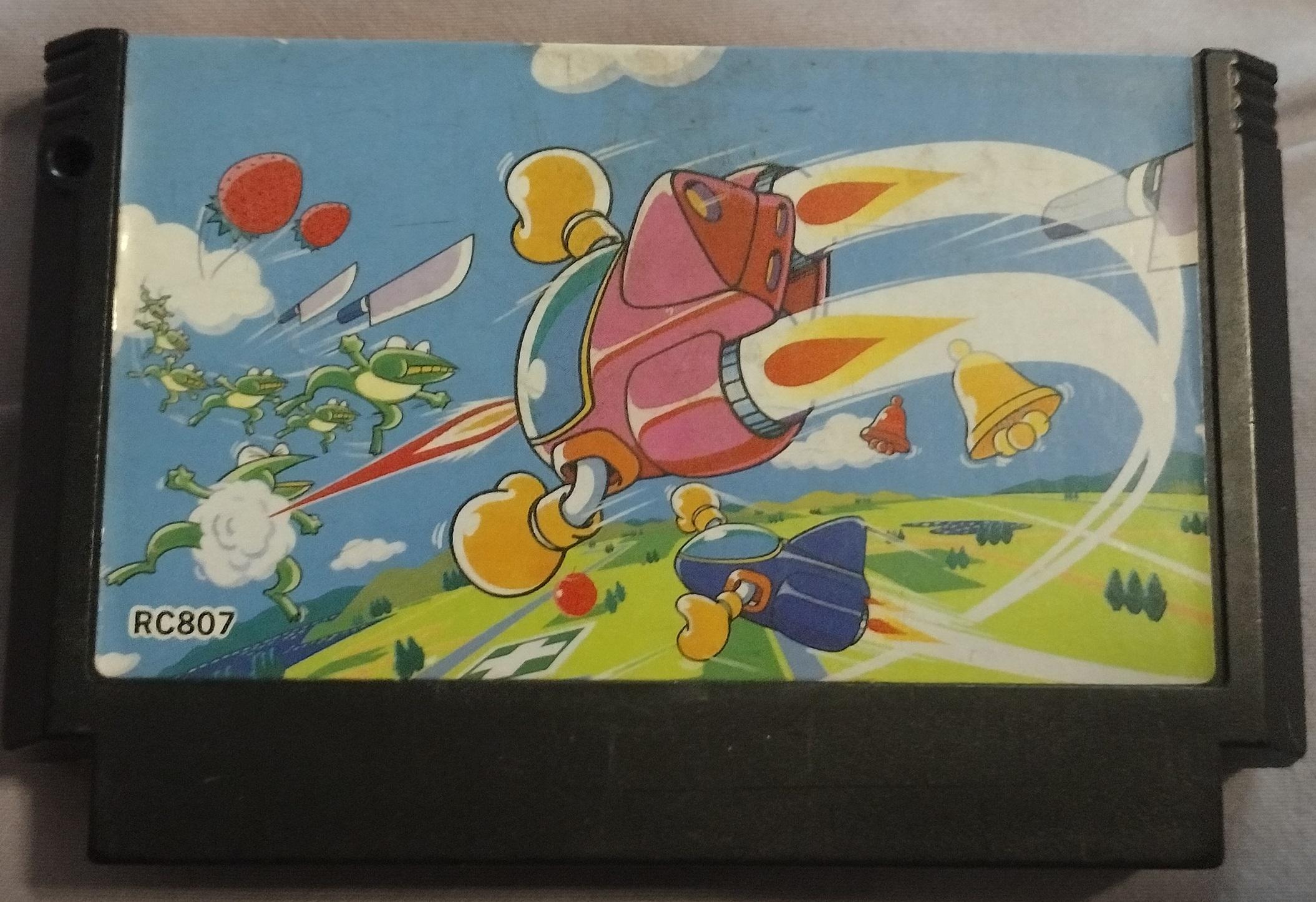 Twin Bee -- Famicom - Cart Only