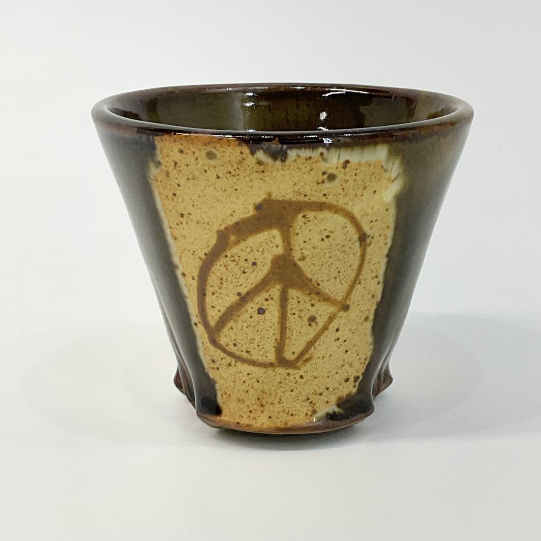 Tom Gray Pottery Peace Sign Tumbler Brown Shades Seagrove NC