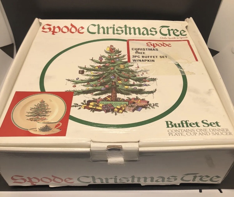 New In Box Not Used Spode Christmas Tree Buffet Set