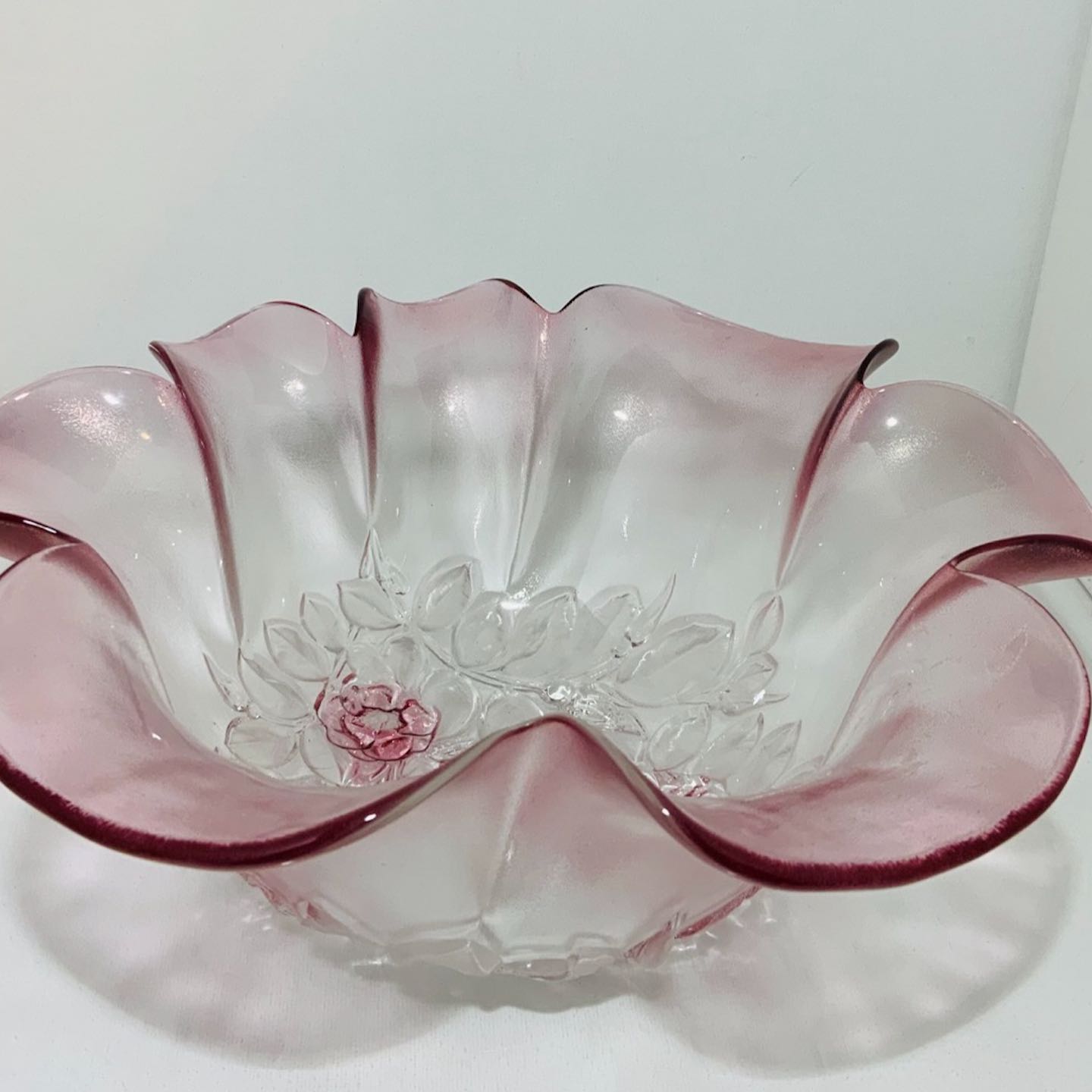 16 Groovy Vintage Mikasa Rosella Ruffled Edge Pink Glass Bowl 10” x 4 ... 16 Groovy Vintage Mikasa Rosella Ruffled Edge Pink Glass Bowl 10” x 4 ...
