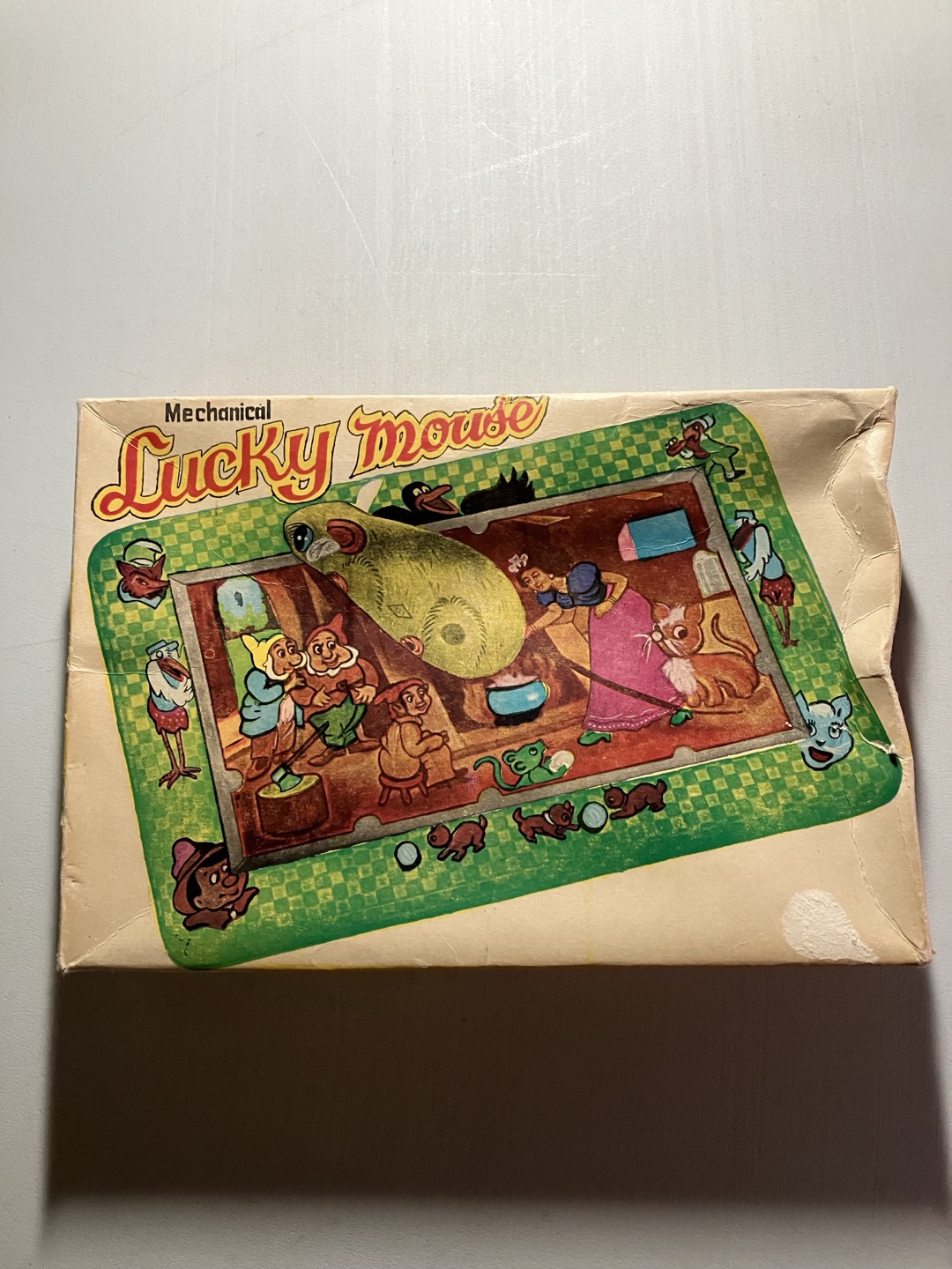 Vintage Mechanical Mouse Disney Wind-Up Toy Snow White Original Box