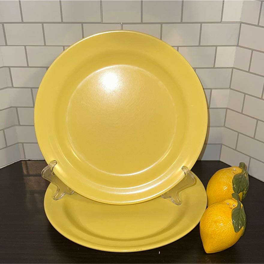 2 1950s Mallow-Ware Yellow Melamine Dinner 95 Plates PR Mallory