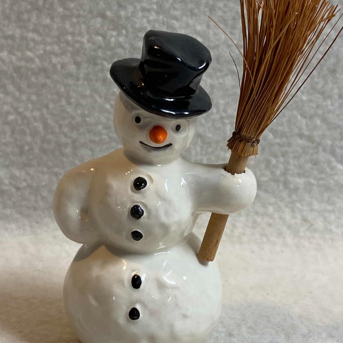 Vintage Goebel Snowman with Broom Figurine (V049)