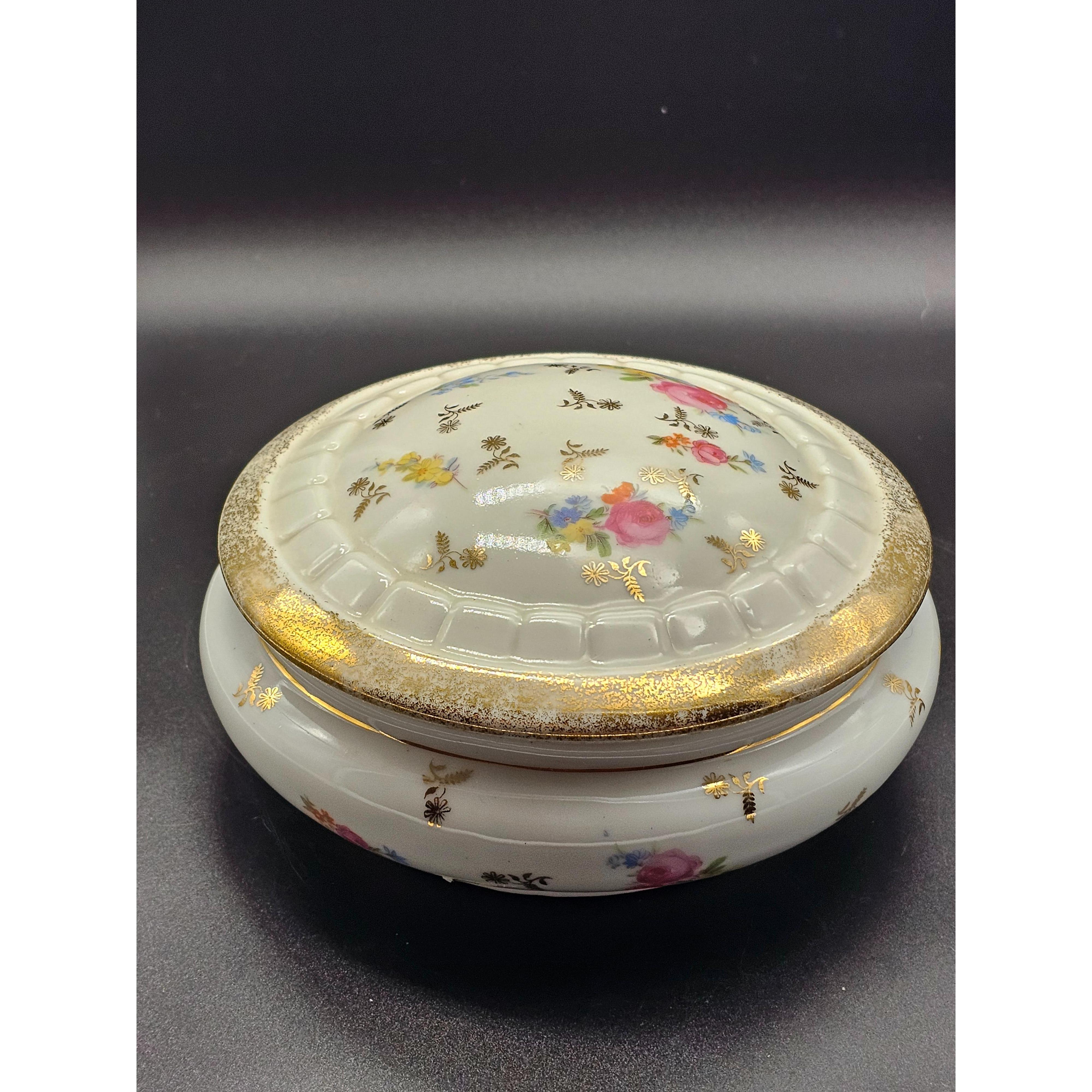 Antique Chelsea Gold Anchor Porcelain Large Lidded Trinket Dish Bowl