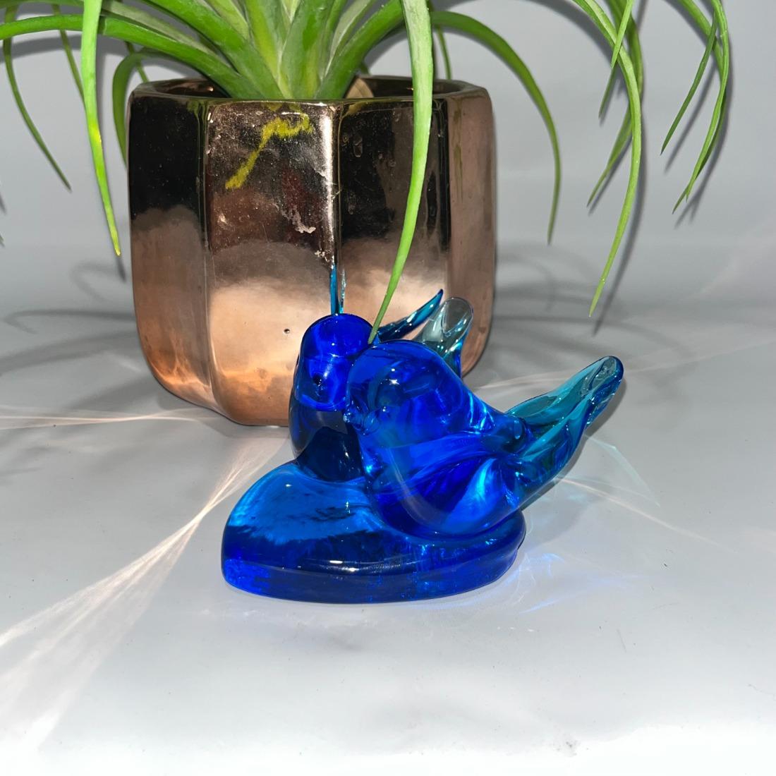 Large Double Bluebird of Happiness On Heart Leo Ward 1990